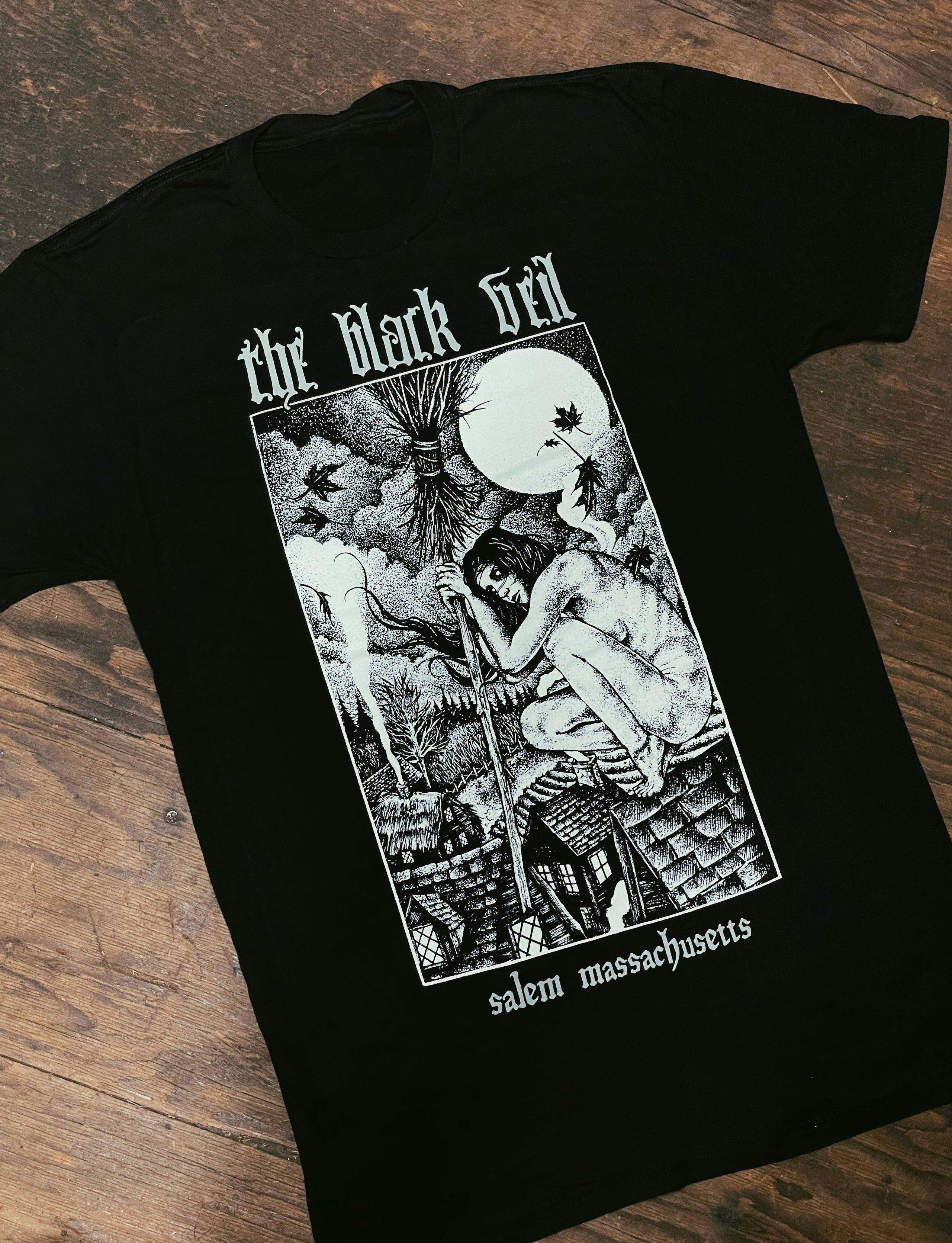The Witching Hour Shirt | Black Veil
