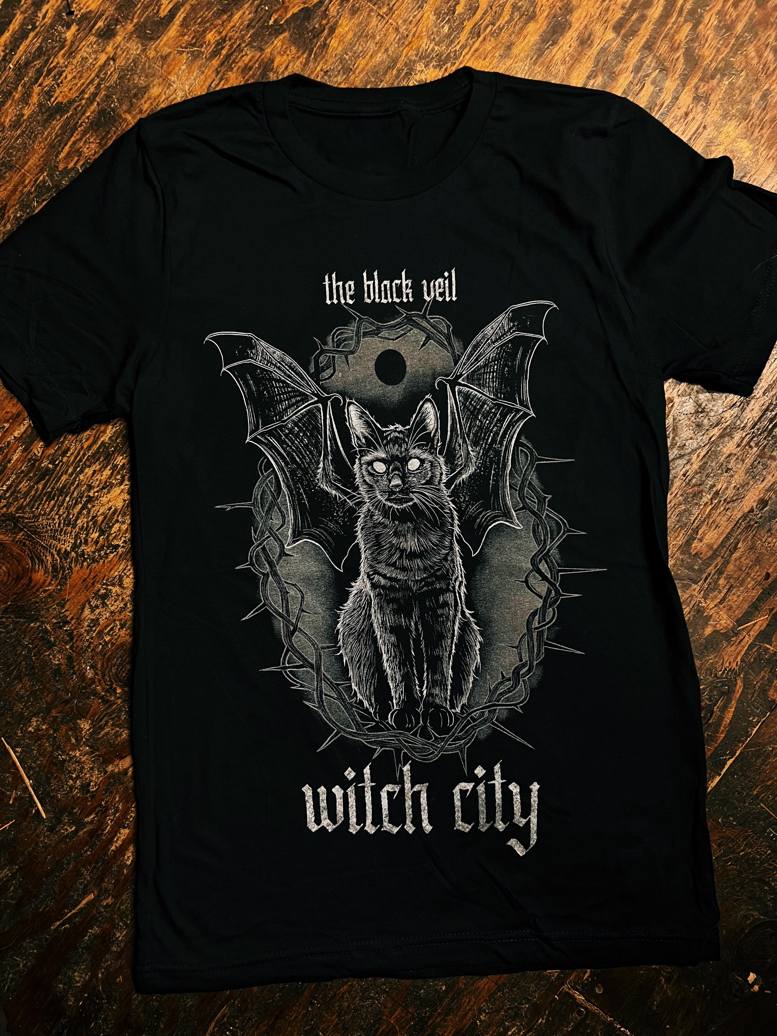 Night Fangs | Black Veil